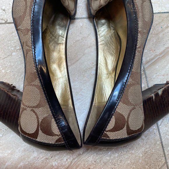 Coach | Shoes | Coach Block Heel Pumps With Gold Hardware Size 8 | Poshmark